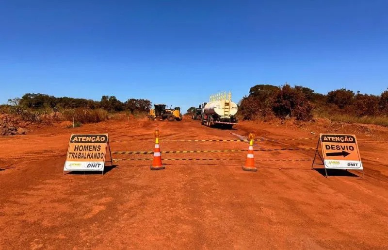 DNIT inicia pavimentação da BR-158; trecho de 12 km deve ser entregue ...